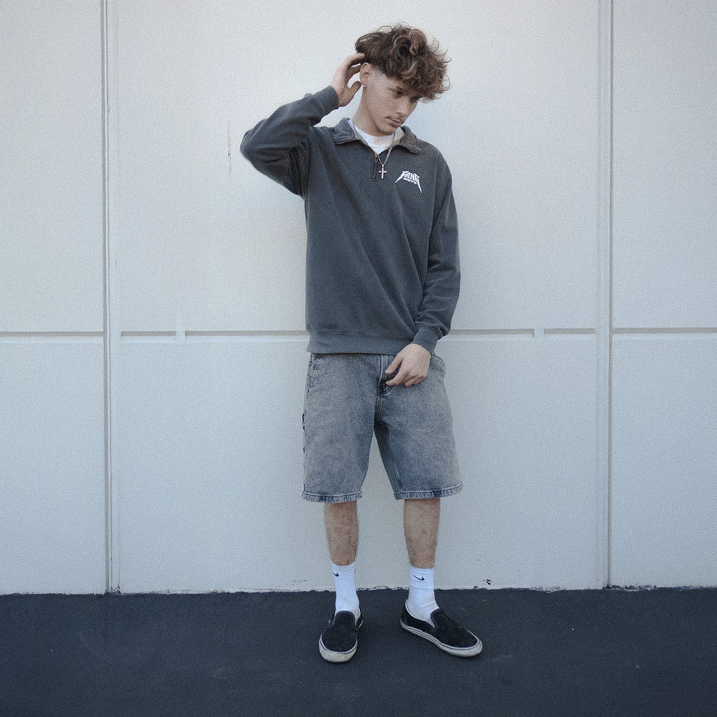 Limited Edition Quarter Zip – FANGMOTO